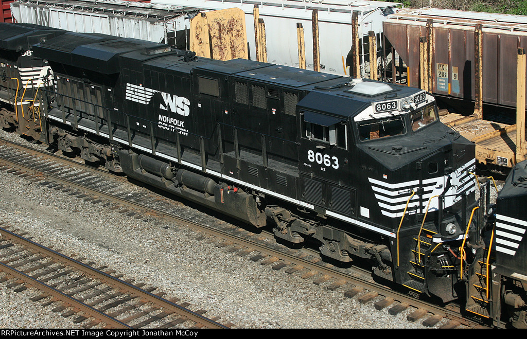 NS 8063